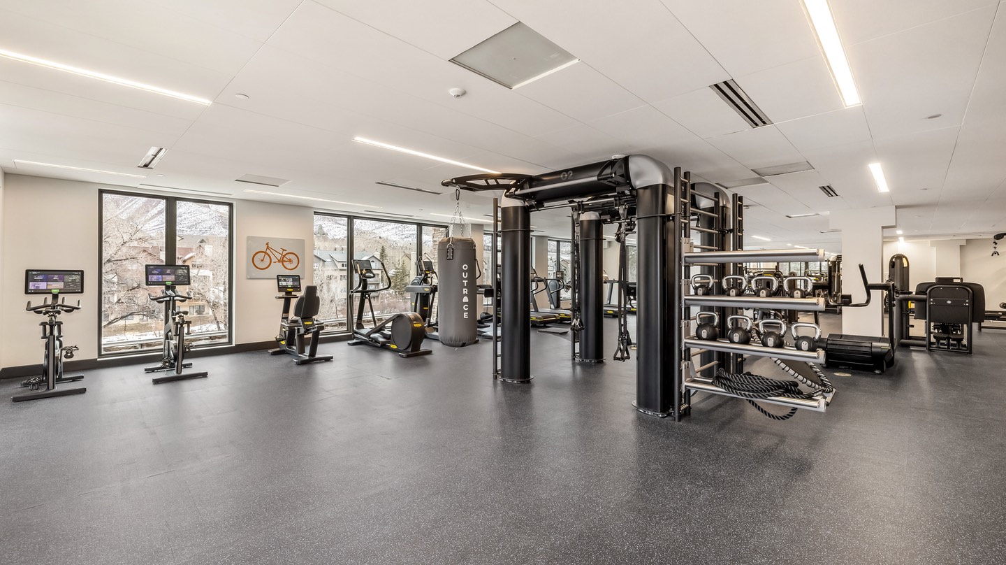 Amenities - Frontgate | Avon